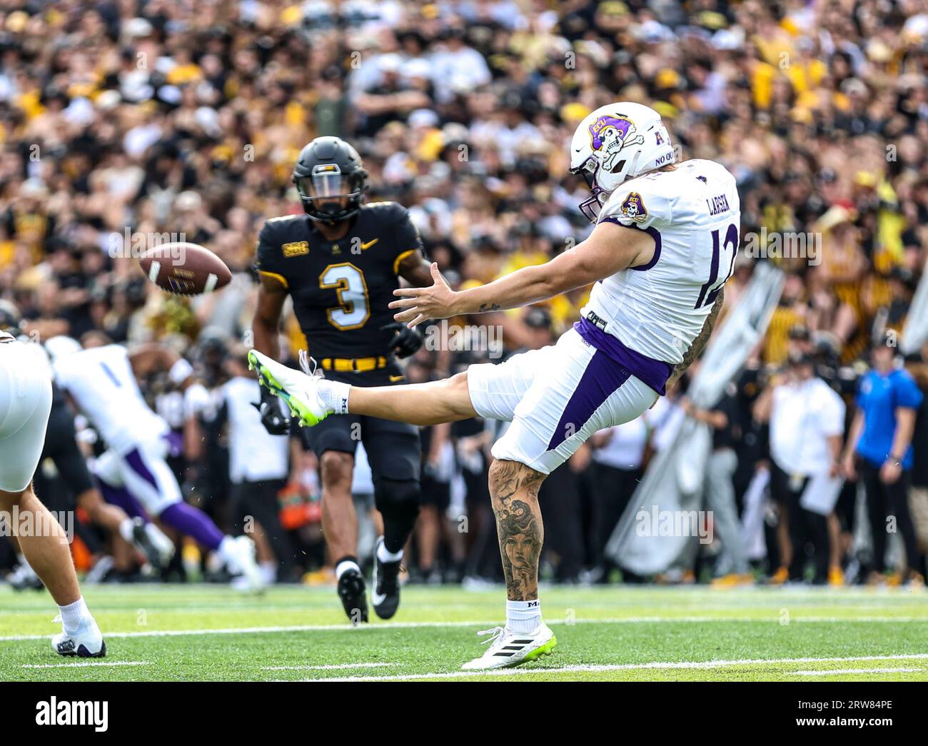 16 septembre 2023 : Luke Larsen (12), second ophomore de Caroline de l ...