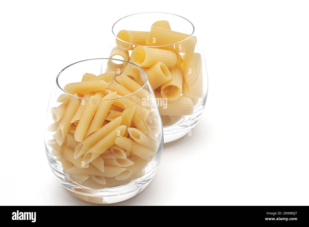 Sortes de pâtes Banque de photographies et d’images à haute résolution ...