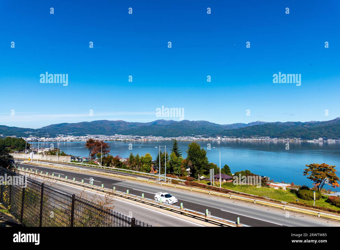 Chuo expressway Banque de photographies et d’images à haute résolution ...