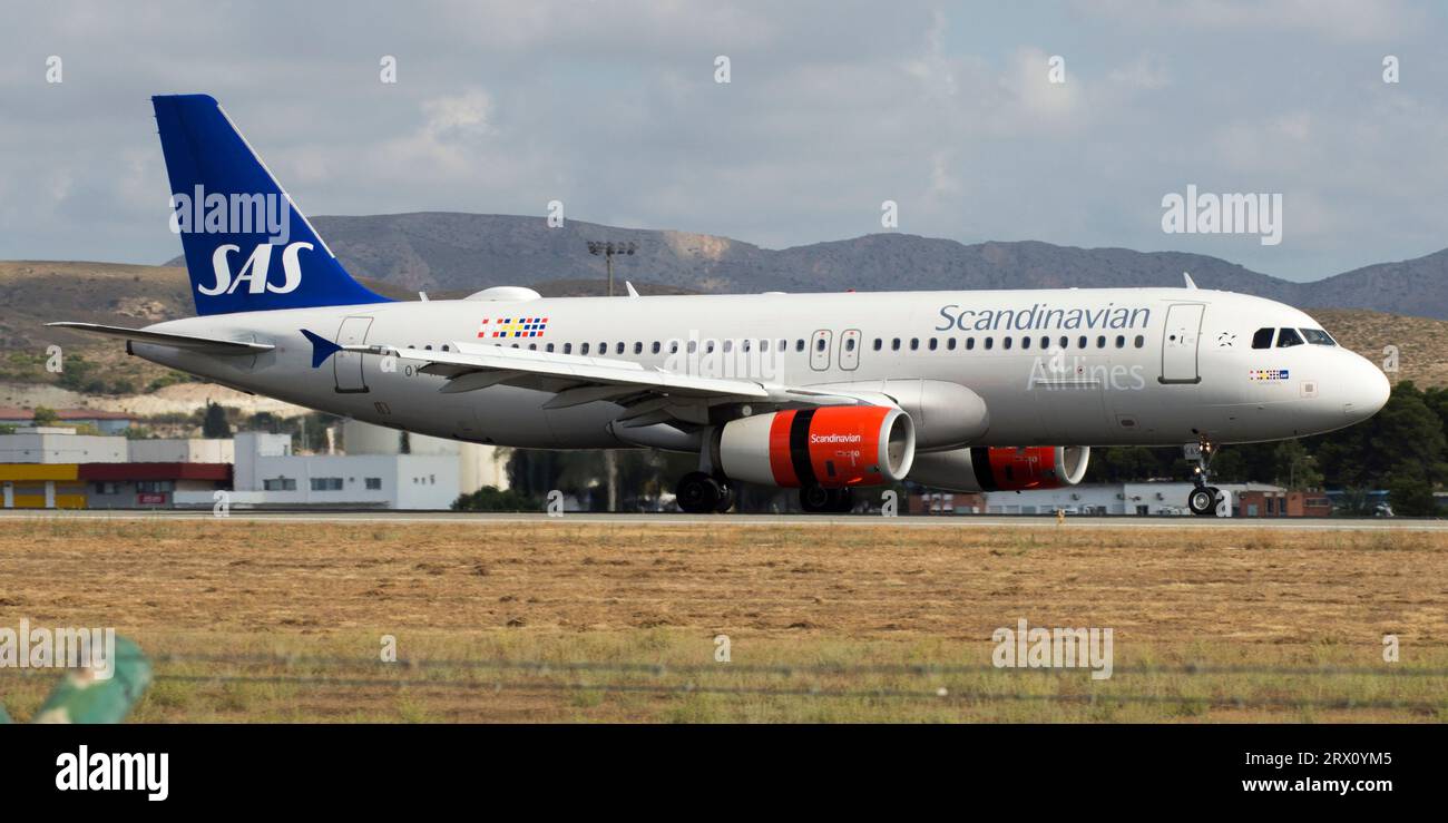 Sas scandinavian airline system Banque de photographies et d’images à ...