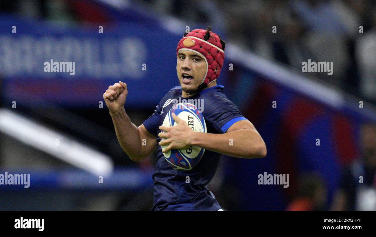 France's Louis Bielle-Biarrey runs in to score a try during the Rugby ...