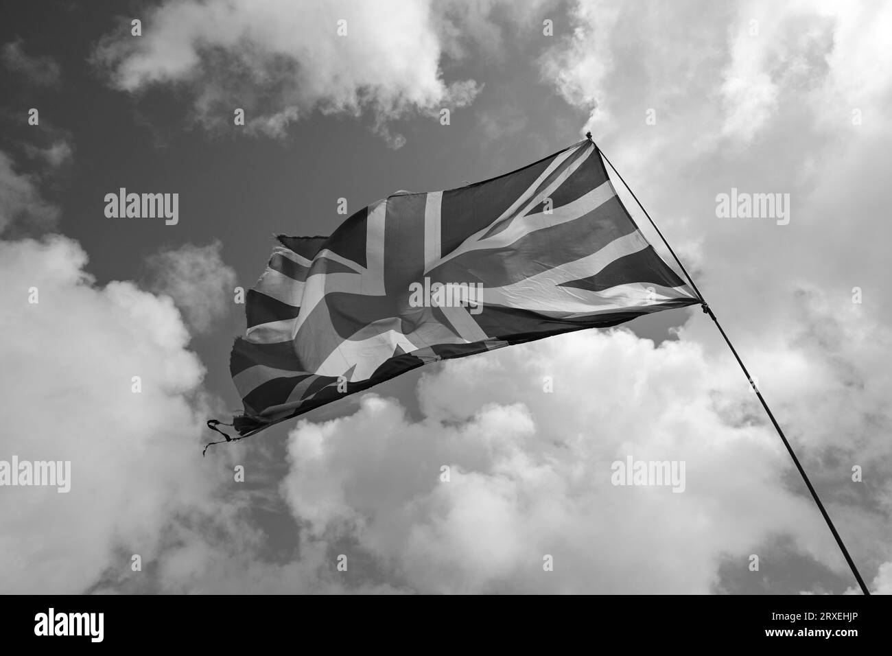 Drapeaux union jack battant Banque d'images noir et blanc - Alamy