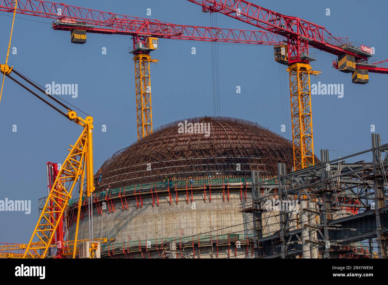 Construction de la centrale nucléaire de Rooppur, une centrale nucléaire de 2,4 GWe au ...