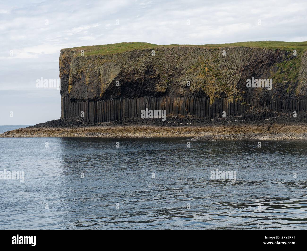 Isle of staffa Banque de photographies et d’images à haute résolution ...