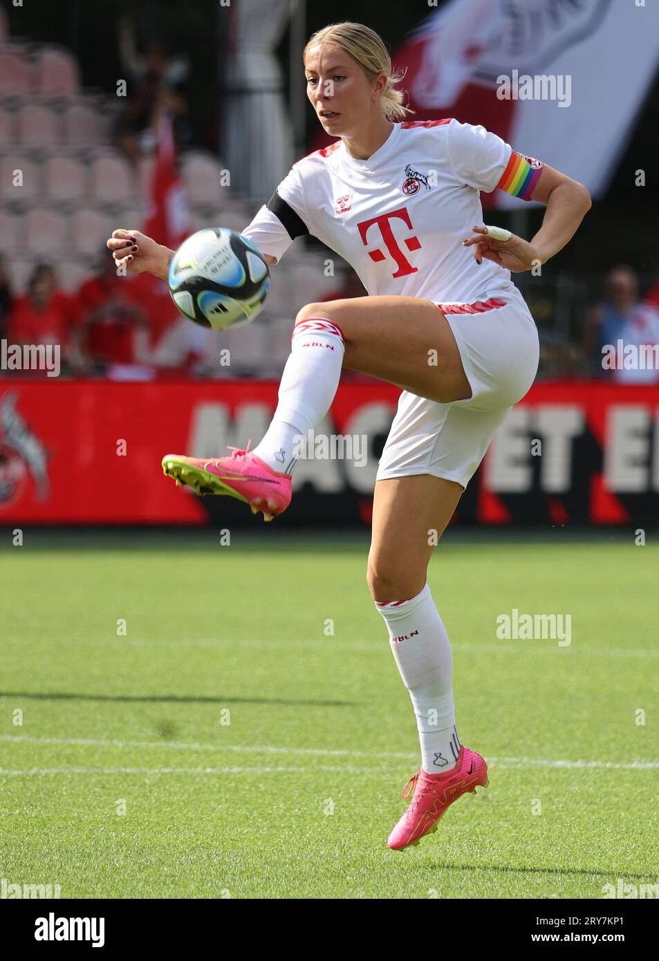 1 fc koeln frauen Banque de photographies et d’images à haute ...