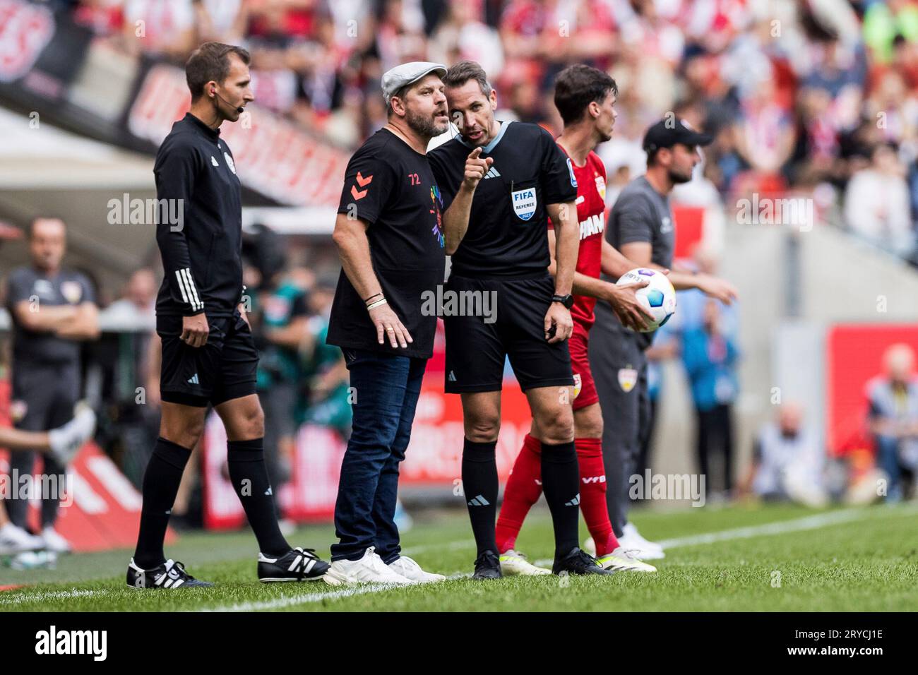 Koeln, Deutschland. 30 septembre 2023. Steffen Baumgart (entraîneur 1. FC Koeln) avec ...