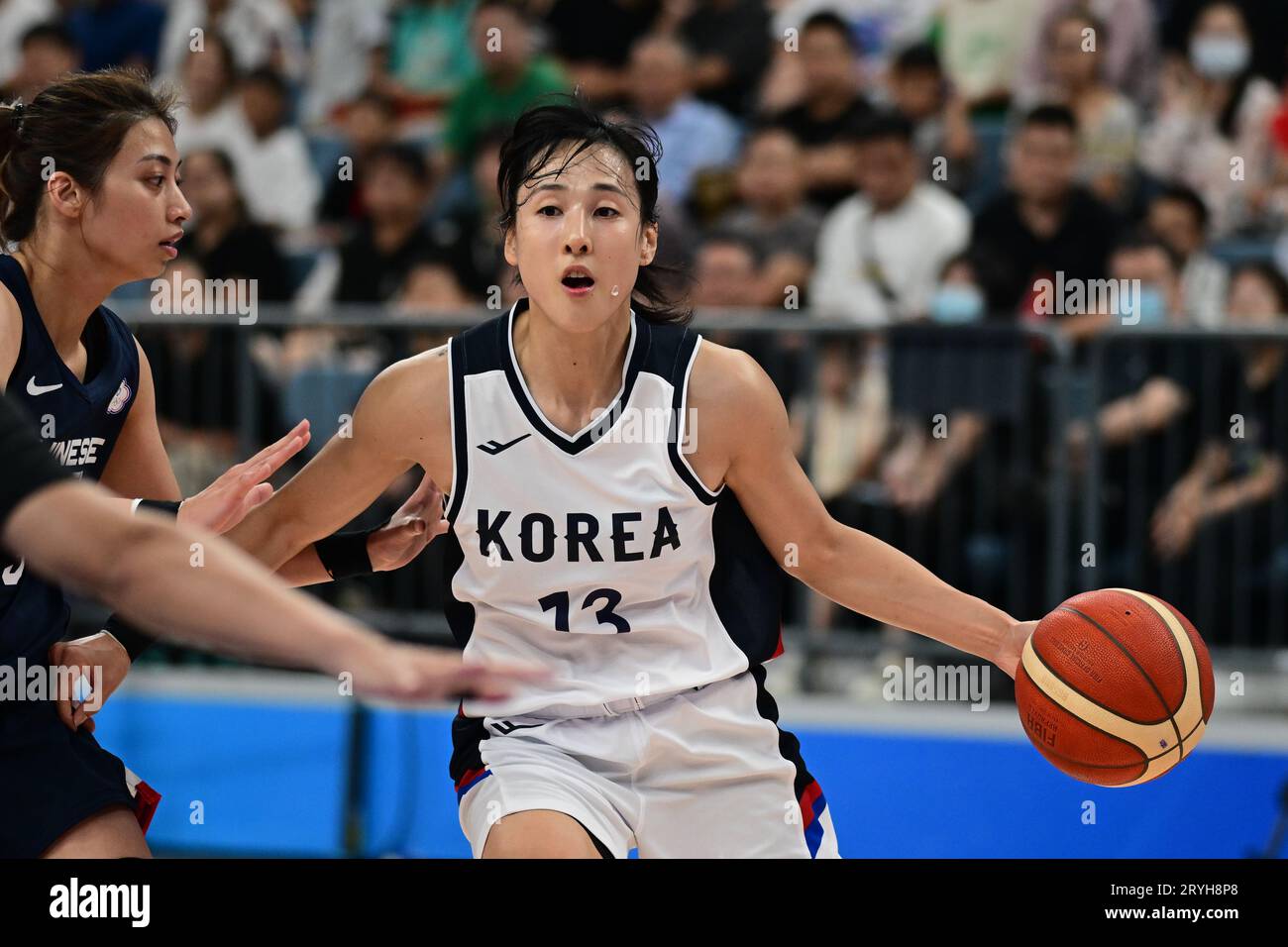 Hangzhou, Chine. 01 octobre 2023. Danbi Kim, de l'équipe coréenne féminine de basket-ball, est ...