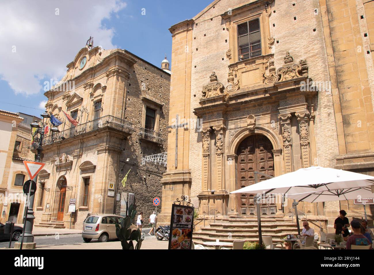 Cathédrale de piazza armerina Banque de photographies et d’images à ...