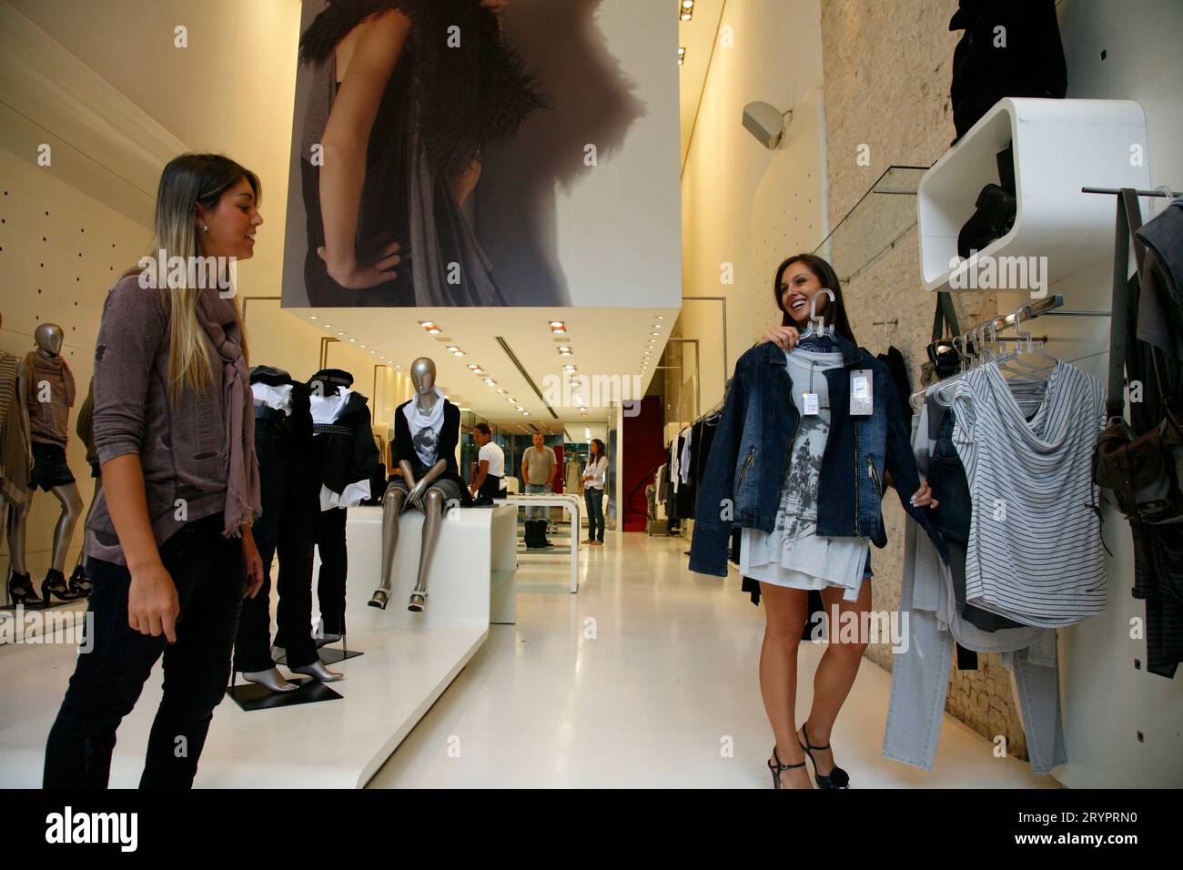 Boutique sao paulo Banque de photographies et d’images à haute ...
