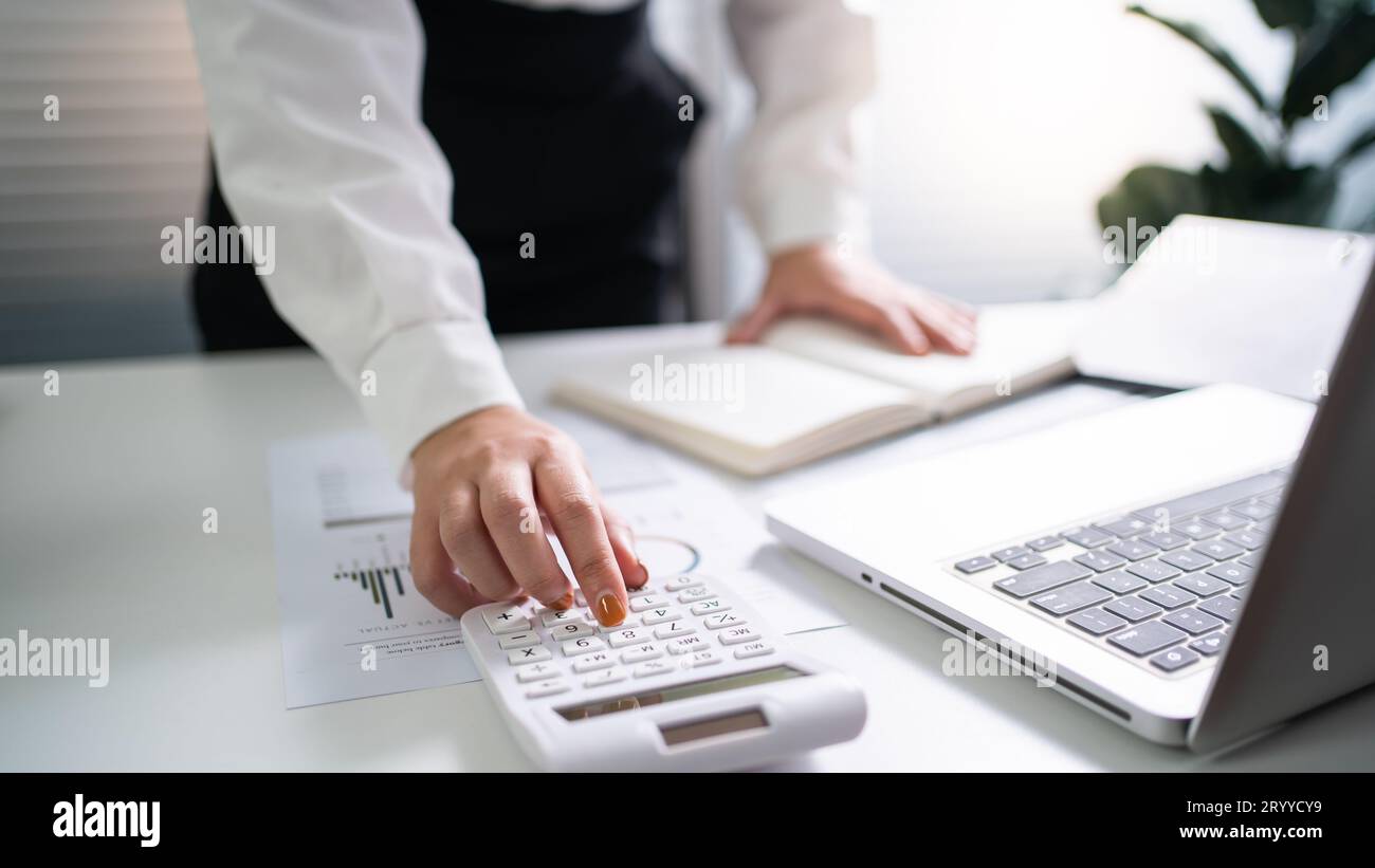 Service comptable entreprise Banque de photographies et d’images à ...