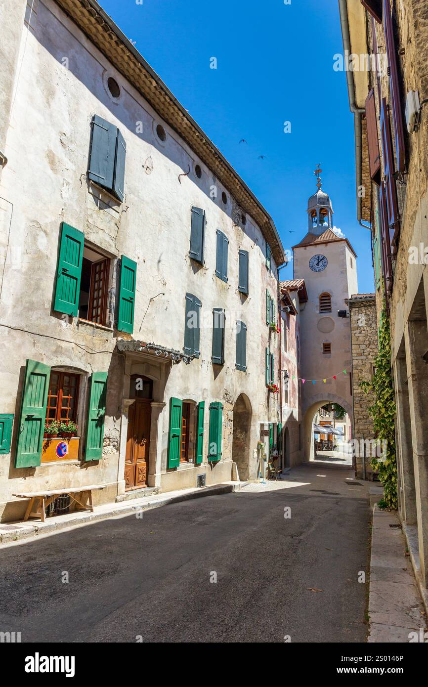 Châtillon en Diois, dans le département du Drôme, sud-est de la France ...