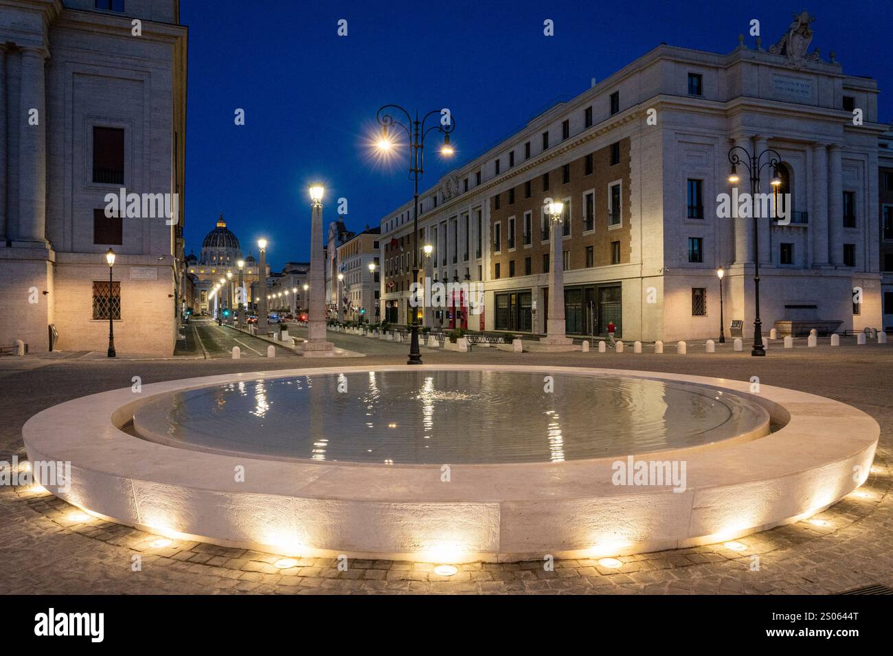 Vatican, Vatican. 25 décembre 2024. Vue de la basilique Pierre depuis ...