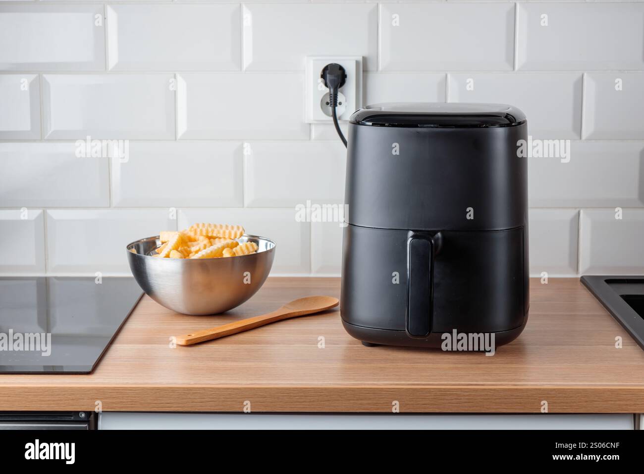 Cuisine tendance gadget air friteuse machine à cuire des pommes de ...