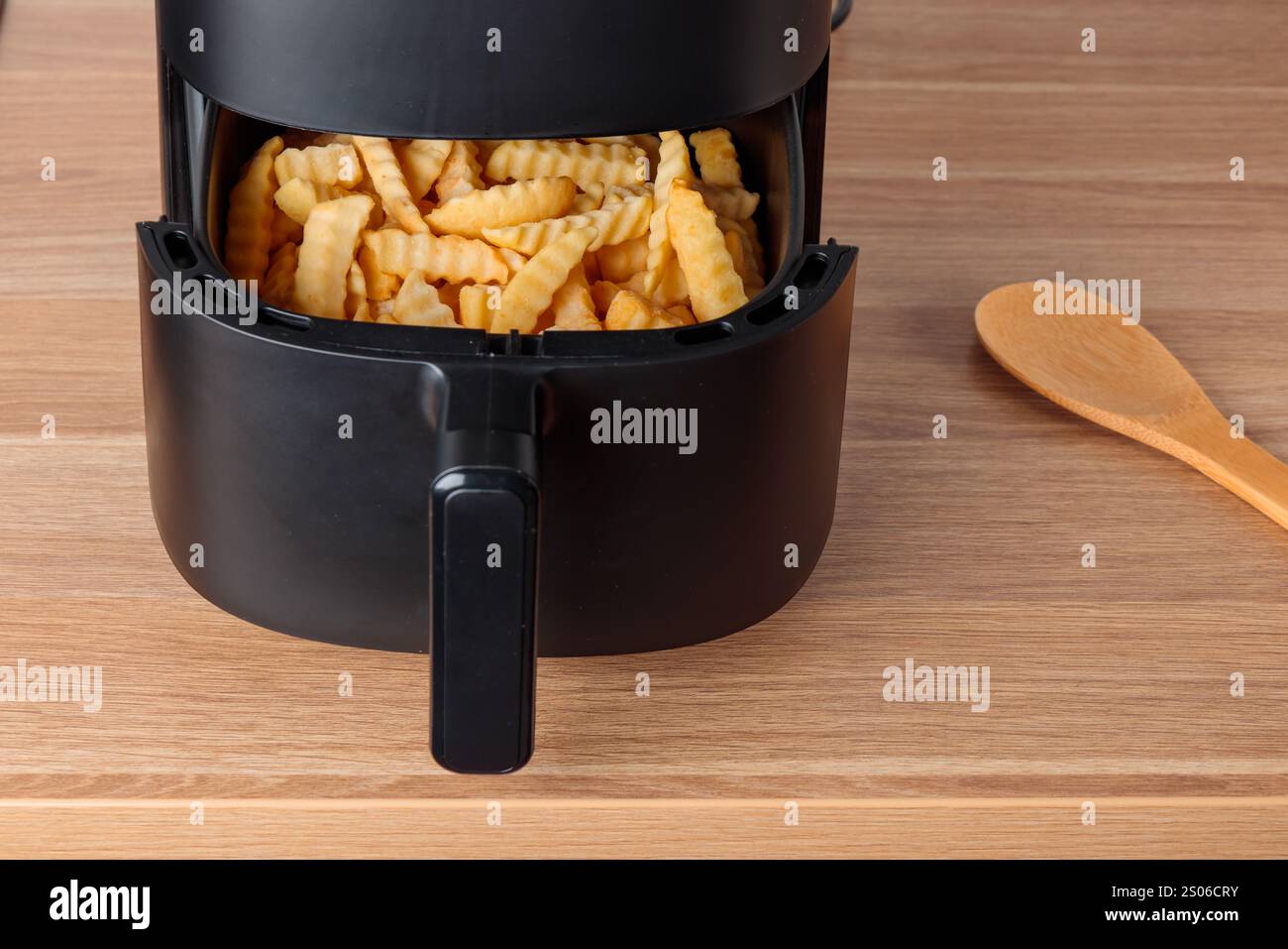 Cuisine tendance gadget air friteuse machine à cuire des pommes de ...