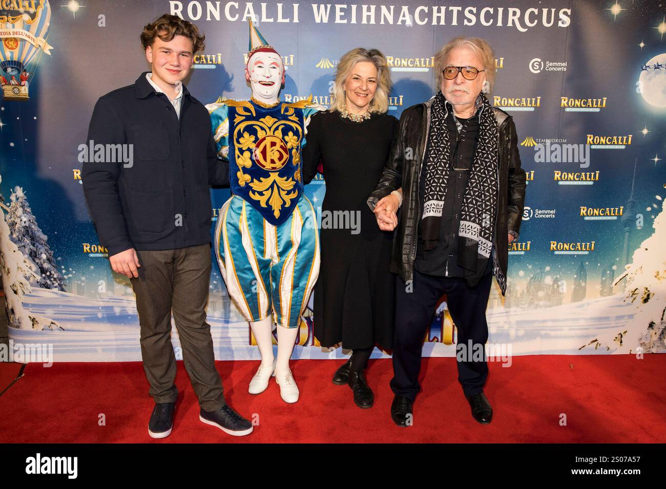 Roncalli Weihnachtscircus, Show und promis im Tempodrom, Berlin, 20.12. ...