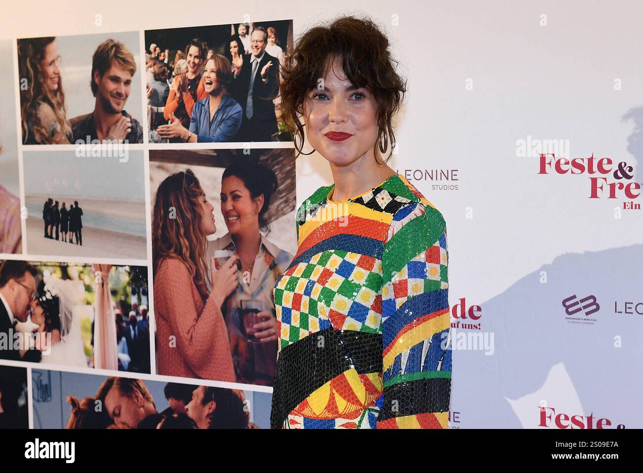 Deutschlandpremiere - Feste & Freunde - Ein Hoch auf uns am 17.12.2024 ...