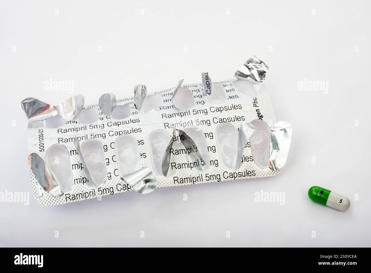 Ramipril 5mg capsules Banque de photographies et d’images à haute ...