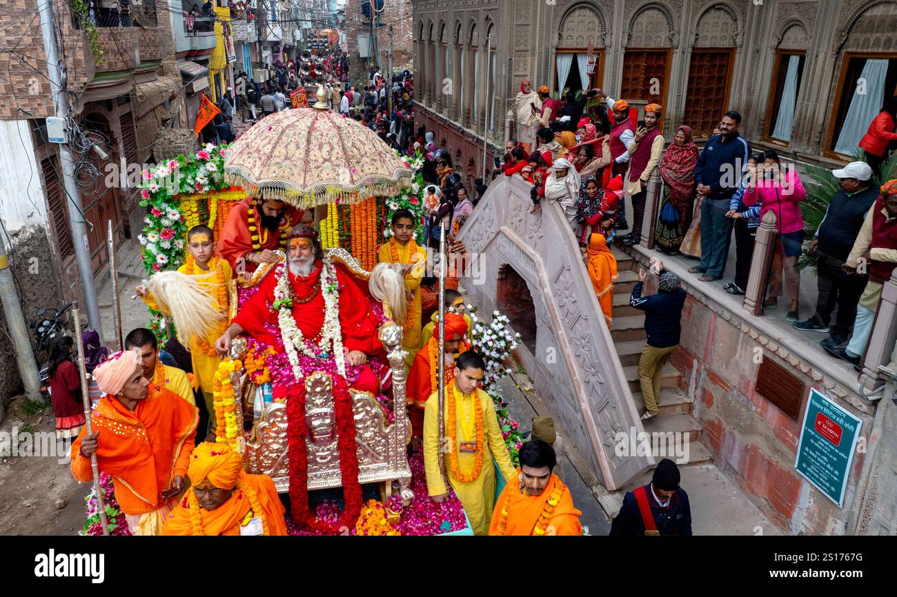 Swami Vishwatmanand Saraswati, head, Panchayati Atal Akhara sitting on ...