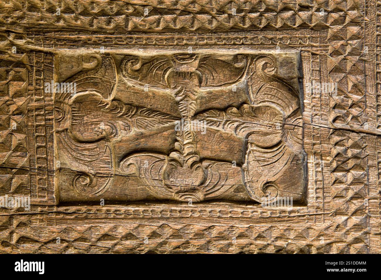 Embekke Devalaya une sculpture architecturale sur bois. Son histoire ...