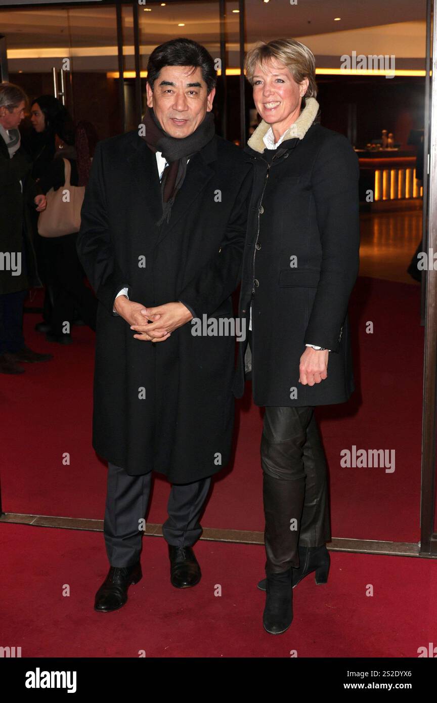 Tashi TAKANG und Christina Block beim Neujahrsempfang Punsch unterm ...