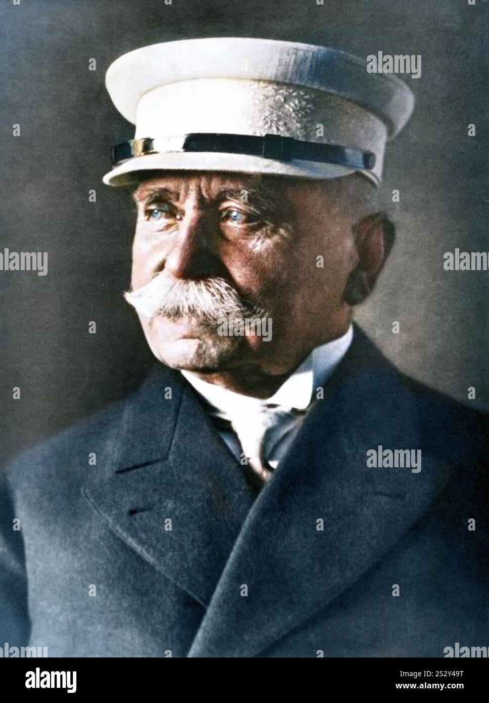 Ferdinand graf zeppelin Banque de photographies et d’images à haute ...