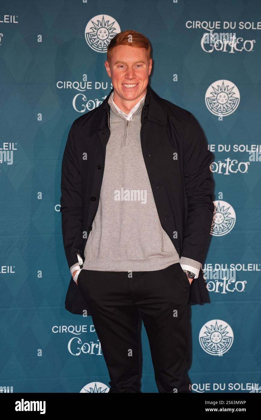 Tom Dean assiste à la première de la production de Corteo du Cirque du ...