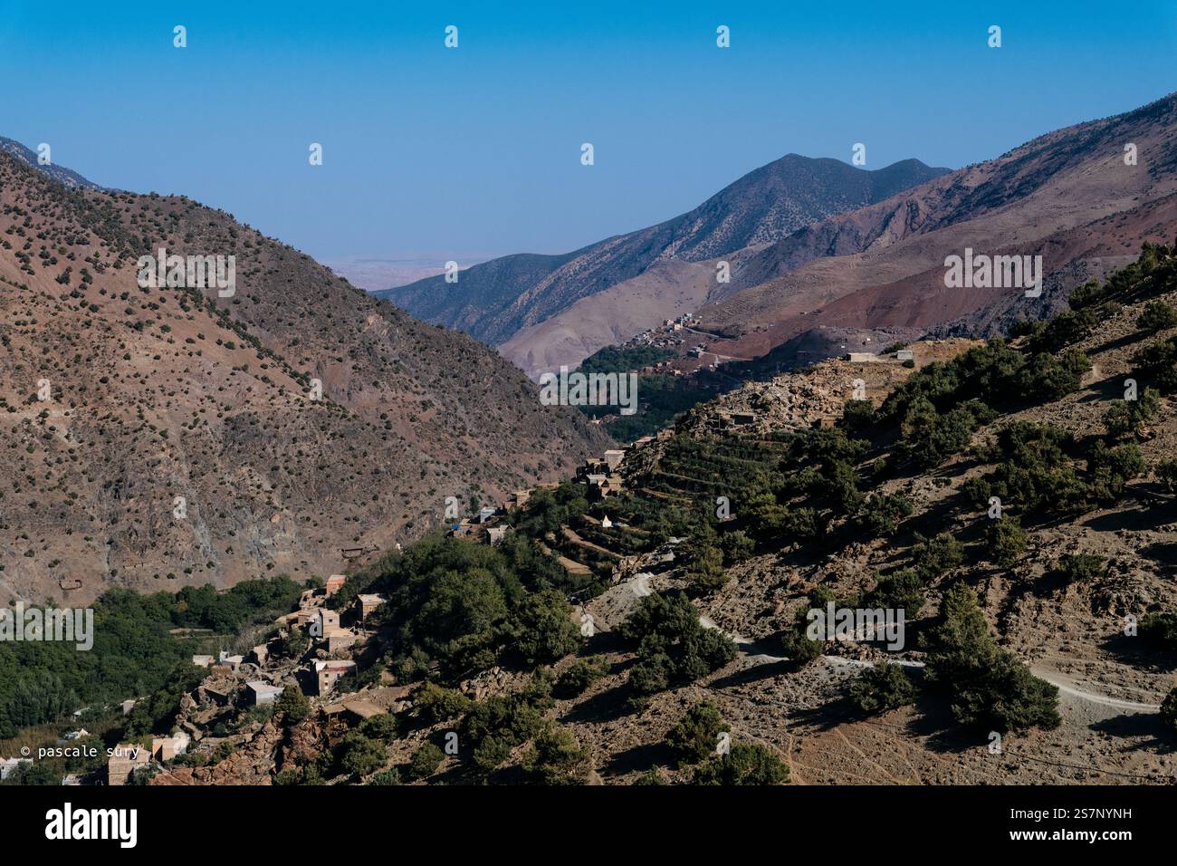 Atlas maroc habitants Banque de photographies et d’images à haute ...