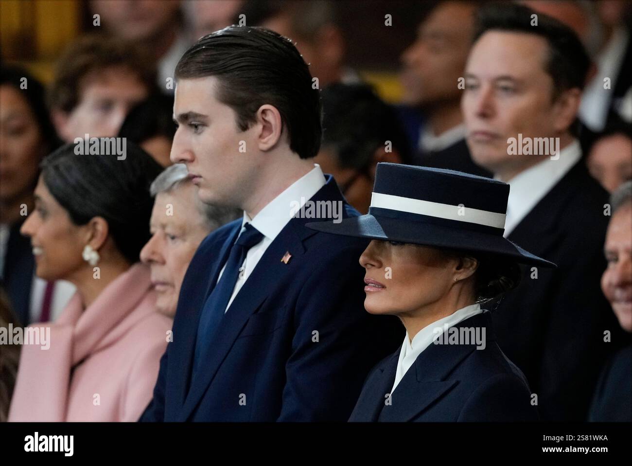 Barron Trump et Melania Trump arrivent avant la 60ème inauguration ...