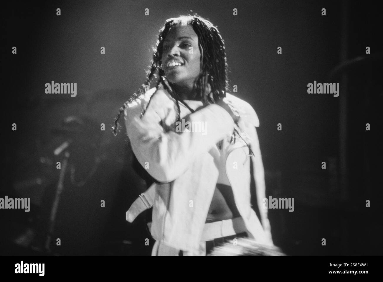 KELLE BRYAN, ETERNAL, 1997 : Kéllé Bryan du groupe pop soul Eternal à ...