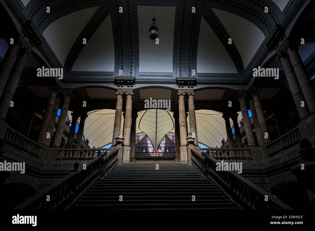 Palais minier, Faculté d'ingénierie, UNAM. Tacuba 5, Centre historique ...