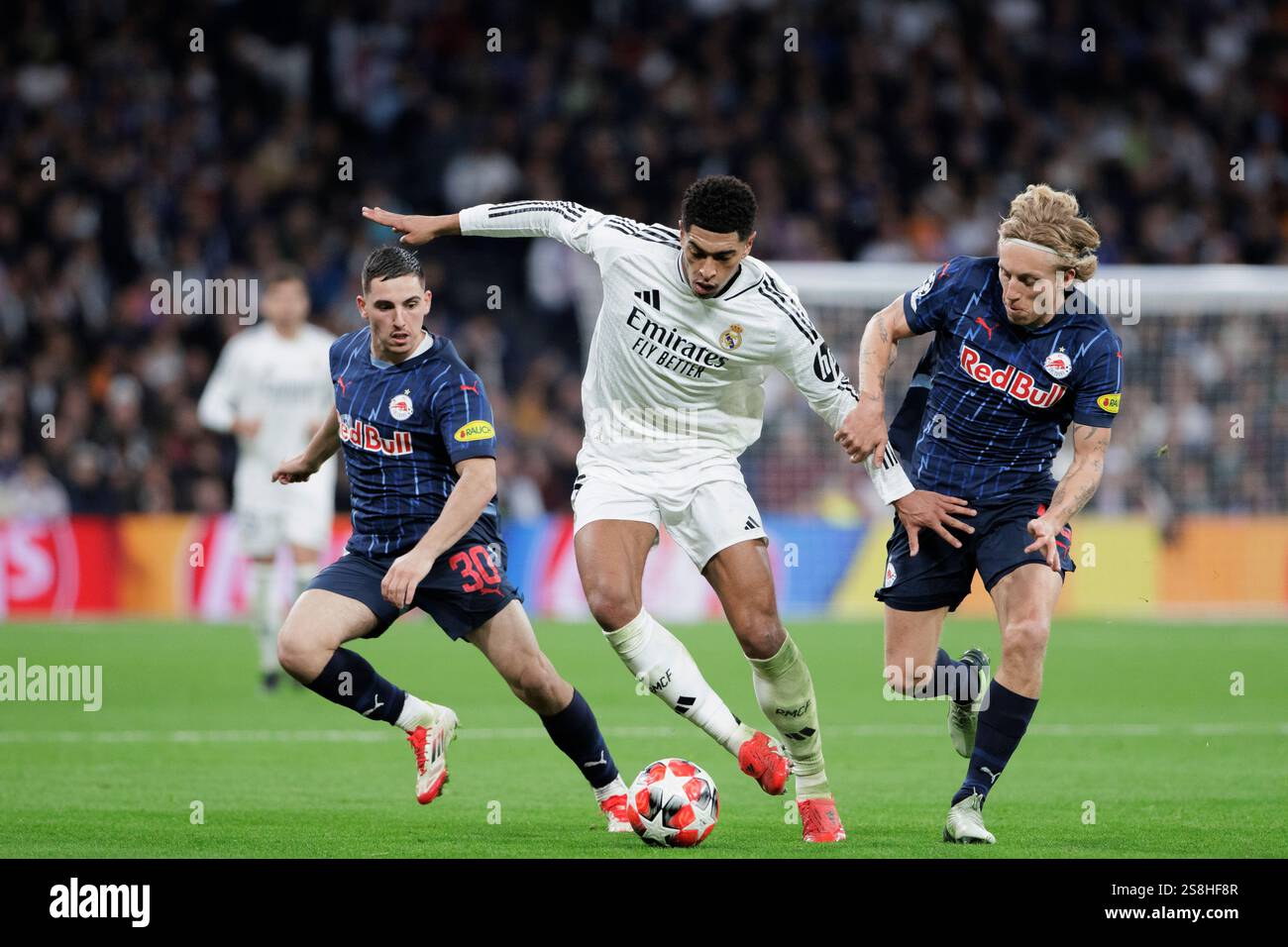 MADRID, ESPAGNE - 22 janvier : Jude Bellingham du Real Madrid en action ...