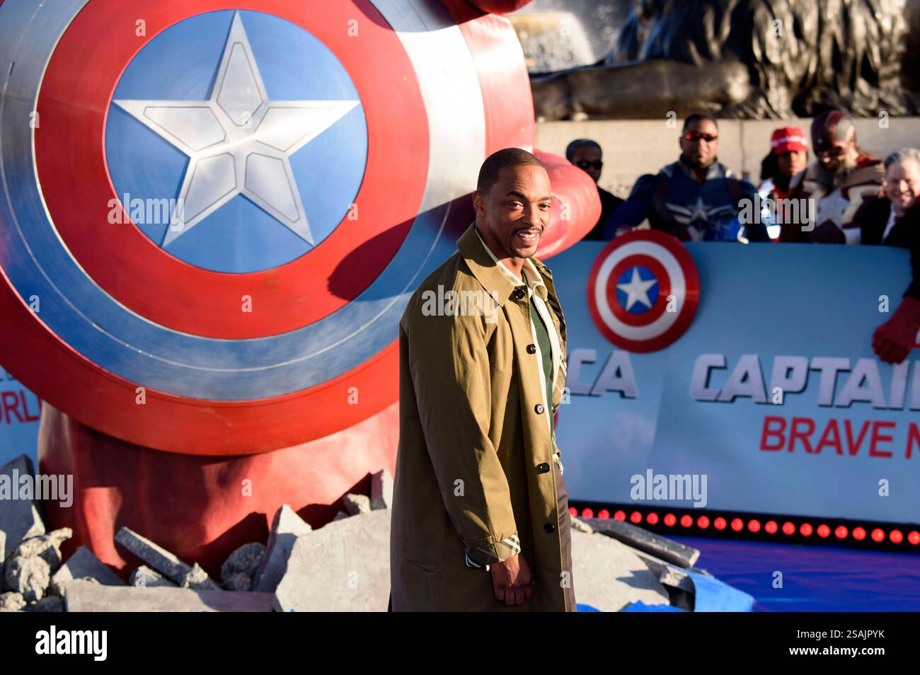 Anthony Mackie beim Photocall zum Kinofilm Captain America : Brave New ...