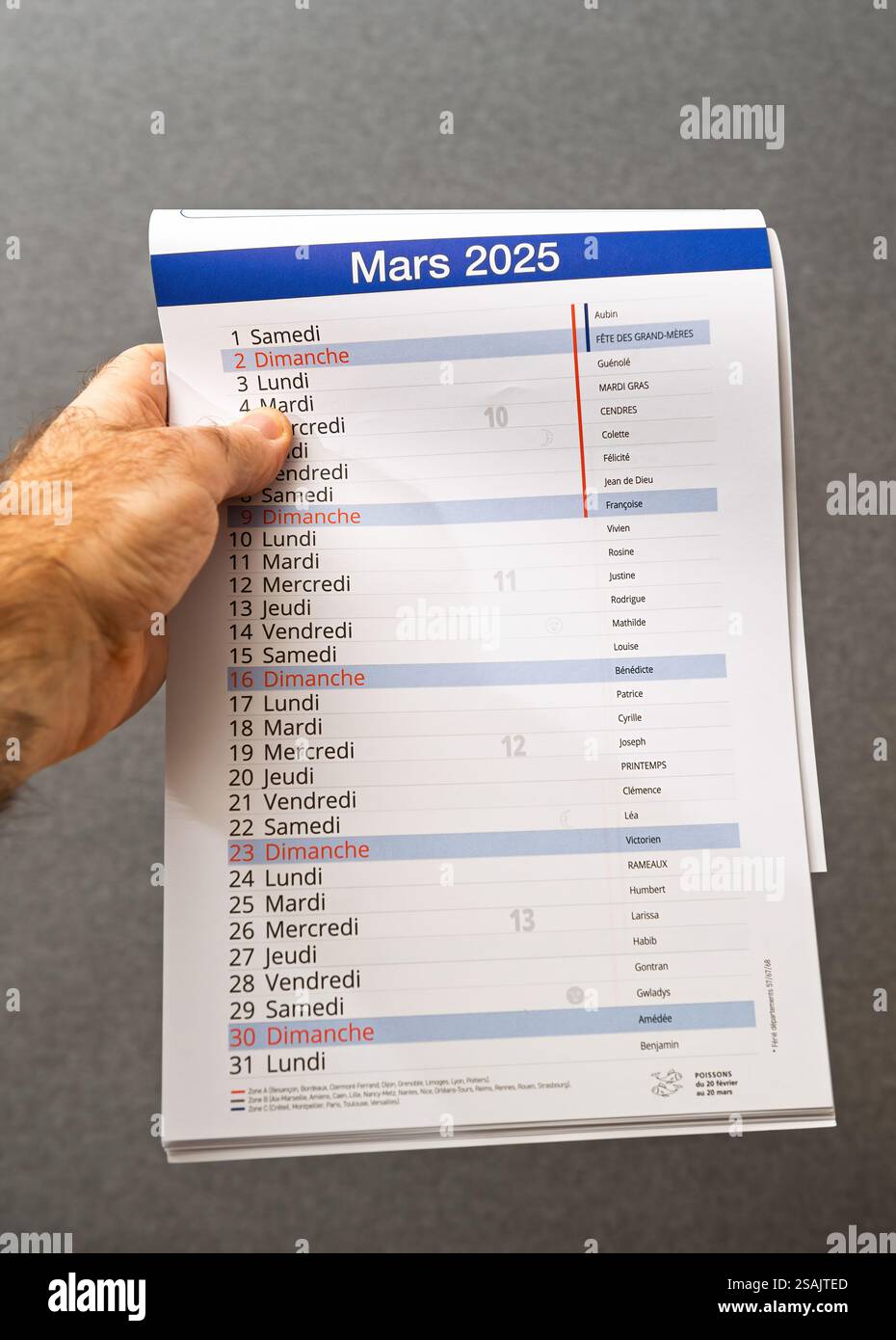 Une page de calendrier pour mars 2025 met en évidence la fête des ...