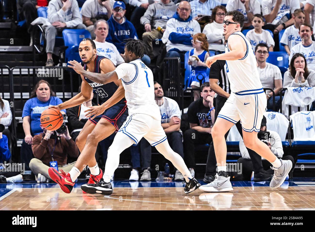 31 JANVIER 2025 : Isaiah Swope (1), le garde des Flyers des Dayton, Zed ...