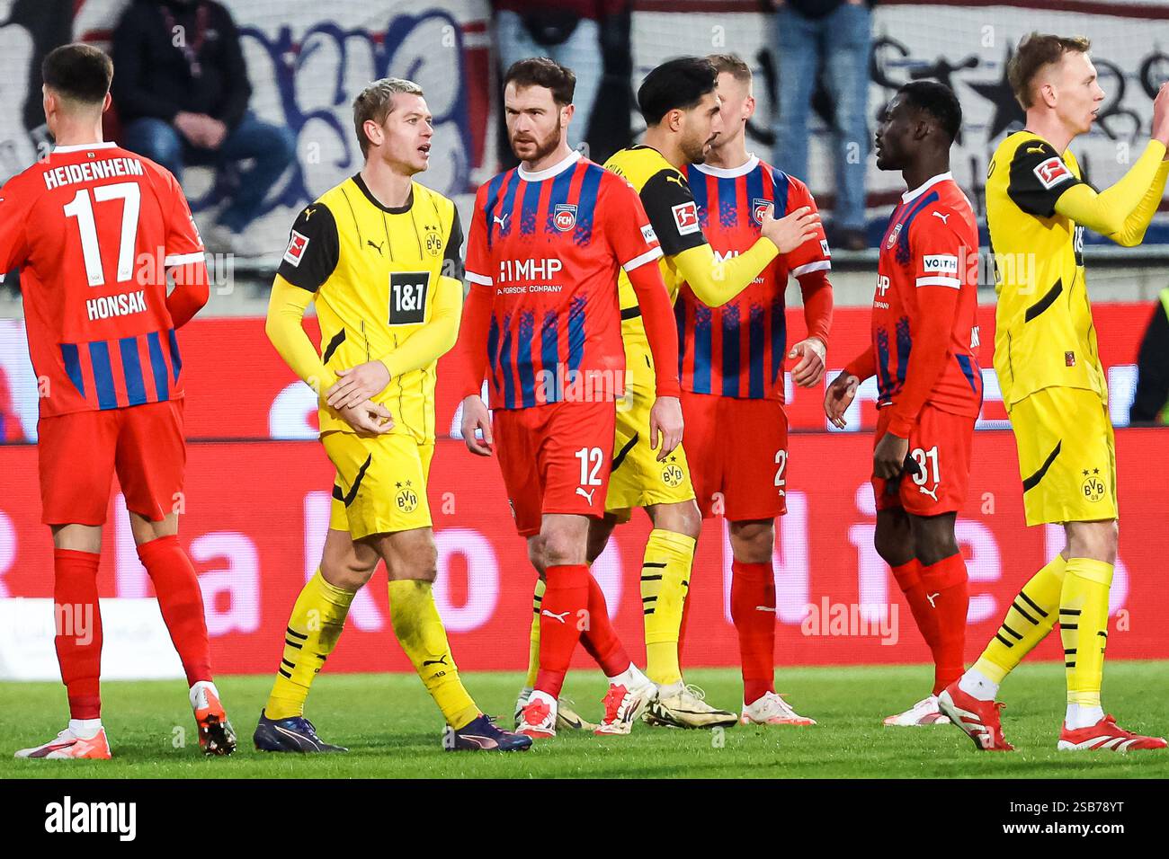 # GER, 1.FC Heidenheim v. Borussia Dortmund, Fussball, Bundesliga, 20. Spieltag, Spielzeit 2024/ ...