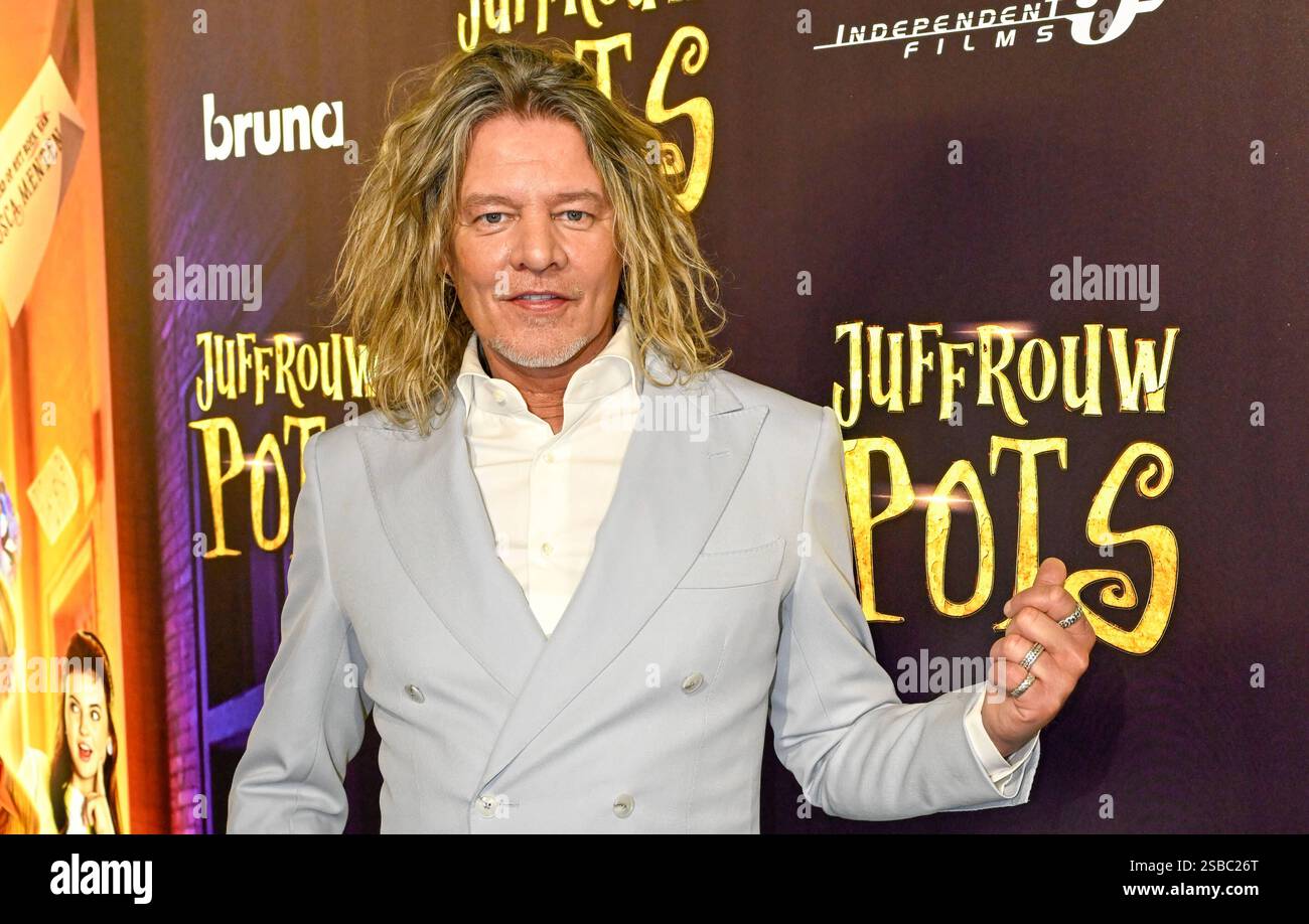 Premiere Juffrouw pots AMSTERDAM, PAYS-BAS - 2 FÉVRIER : Tygo Gernandt ...