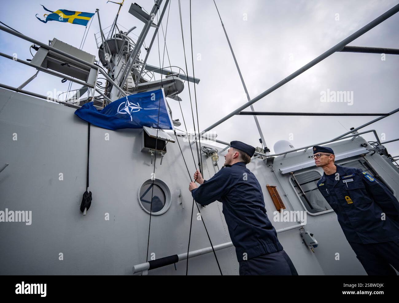 KARLSKRONA 2025-02-04 le capitaine Thomas Zimmerman, commandant du navire, donne l'ordre de ...