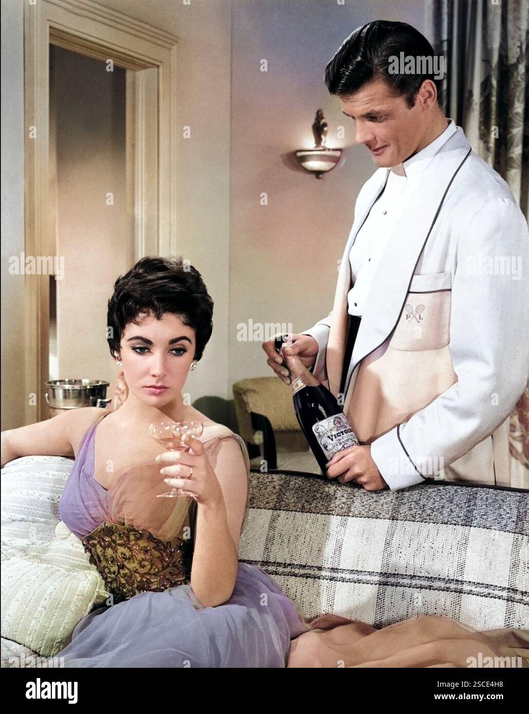 LA DERNIÈRE FOIS que j'AI VU PARIS 1954 MGM film avec Elizabeth Taylor dans le rôle d'Helen ...