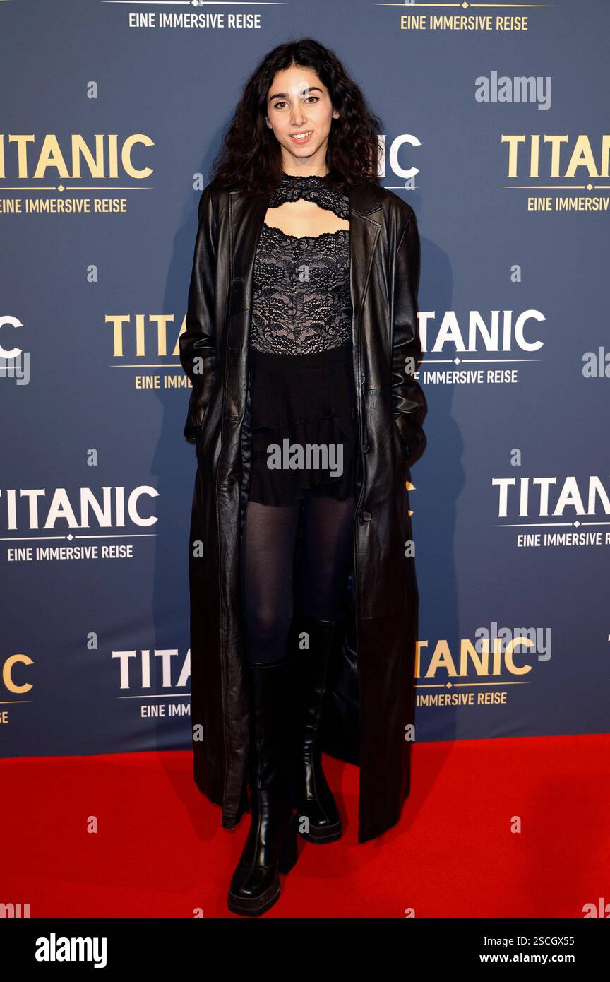 Suri Abbassi BEI der Eröffnung der Ausstellung Titanic : eine immersive ...