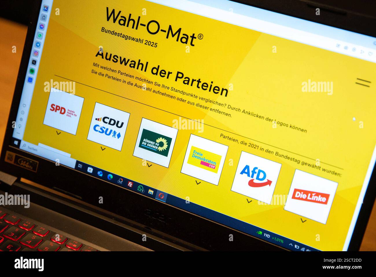 07.02.2025, xtgx, Symbolfotos Wahl-O-Mat zur Bundestagswahl. Logos der ...