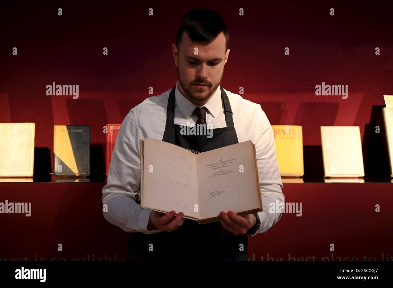 Christie’s présentera une rare vitrine sur la collection érudite de ...