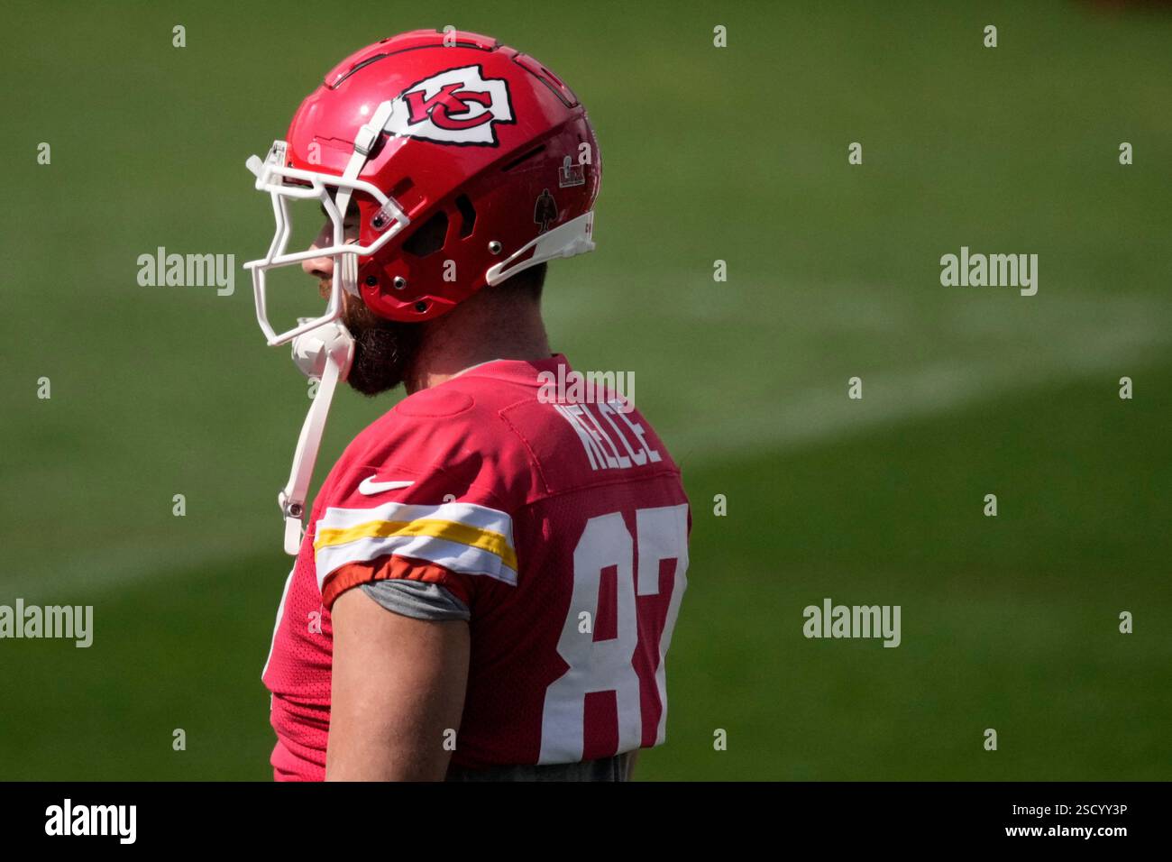 Kansas City Chiefs tight end Travis Kelce (87) stretches during an NFL ...