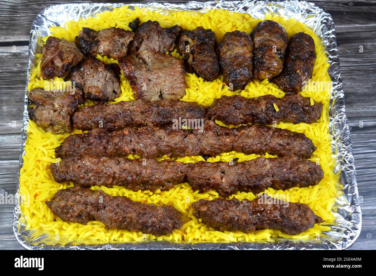 Cuisine arabe cuisine traditionnelle bœuf Kofta, kebab et tarb kofta ...