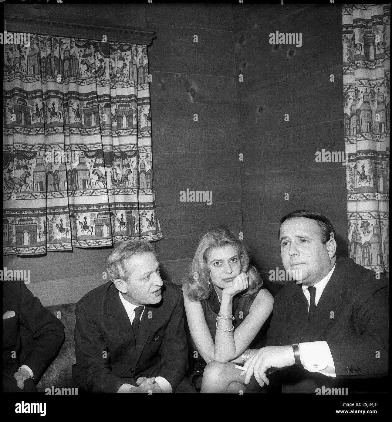Jules Dassin, Melina Mercouri und Sadruddin Aga Khan vers 1960#Jules ...