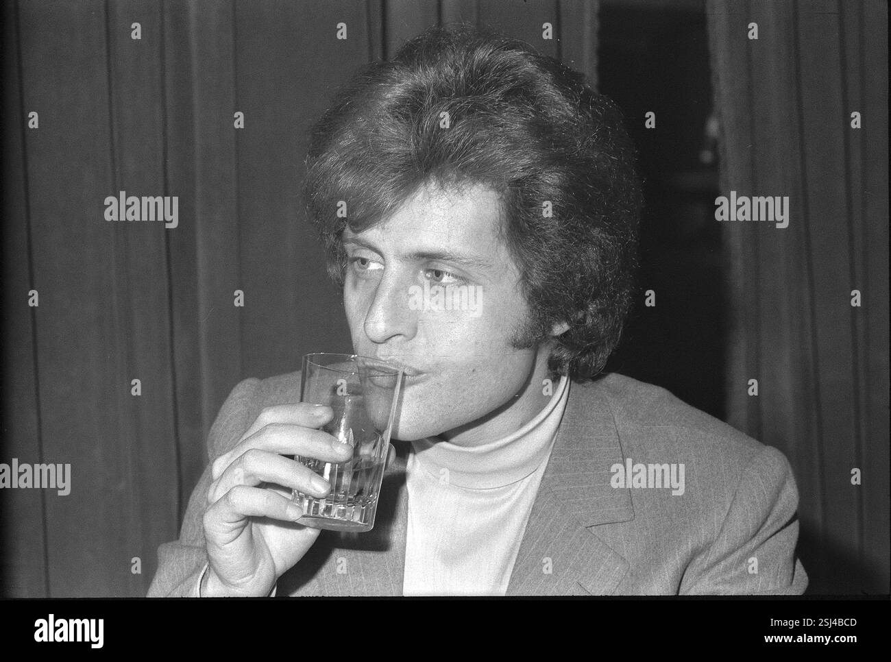 Joe dassin Banque de photographies et d’images à haute résolution - Alamy