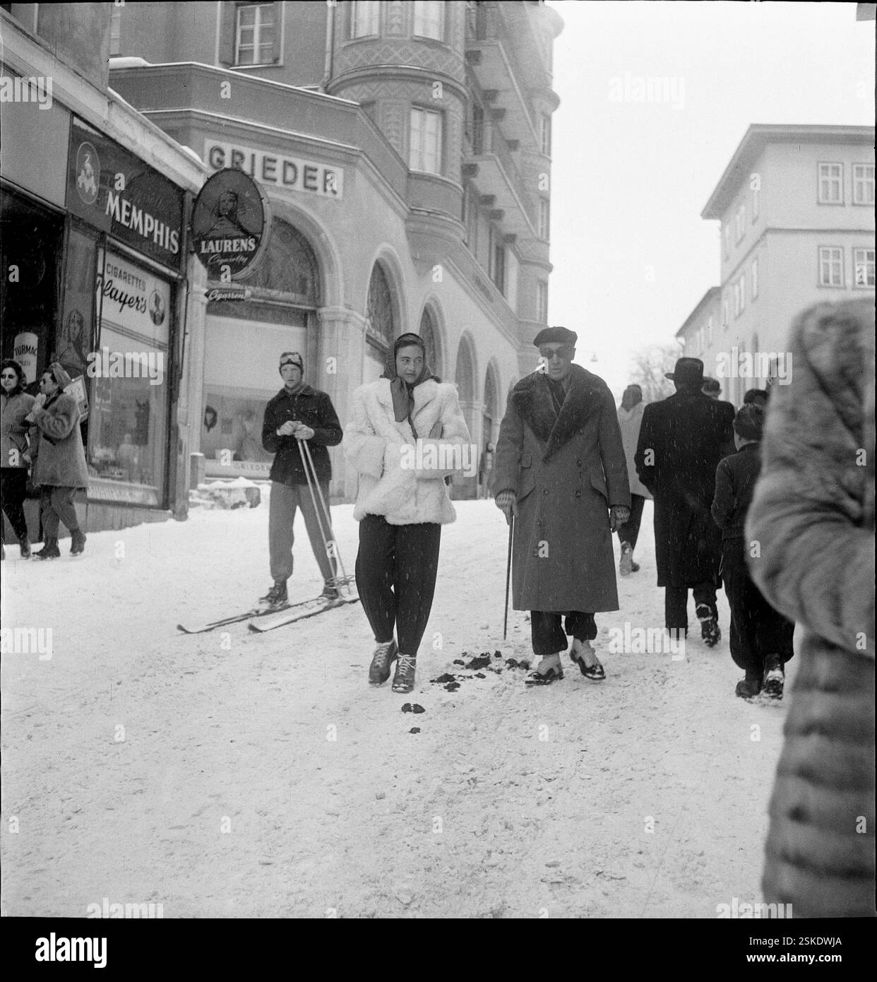 mit seiner Tochter Cayetana#with his Daughter Cayetana--- Don Jacobo ...