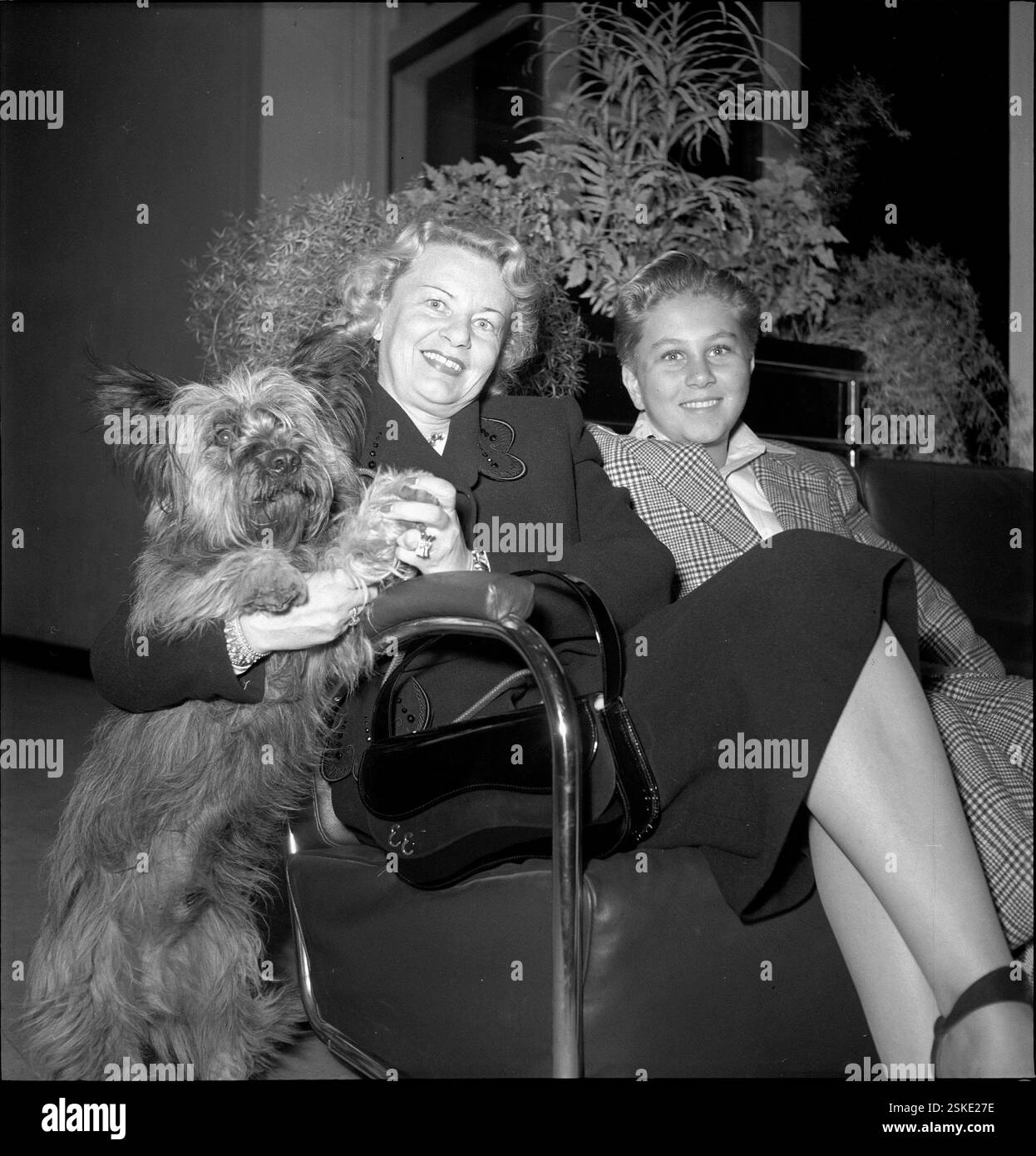 Mutter und Bruder von Kaiserin Soraya#mère et frère de l'impératrice ...