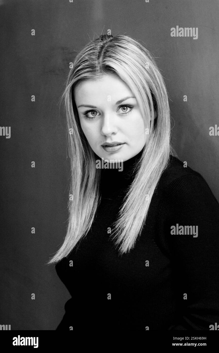 KATHERINE JENKINS, TRÈS JEUNE, 2003 : un portrait de la chanteuse d ...