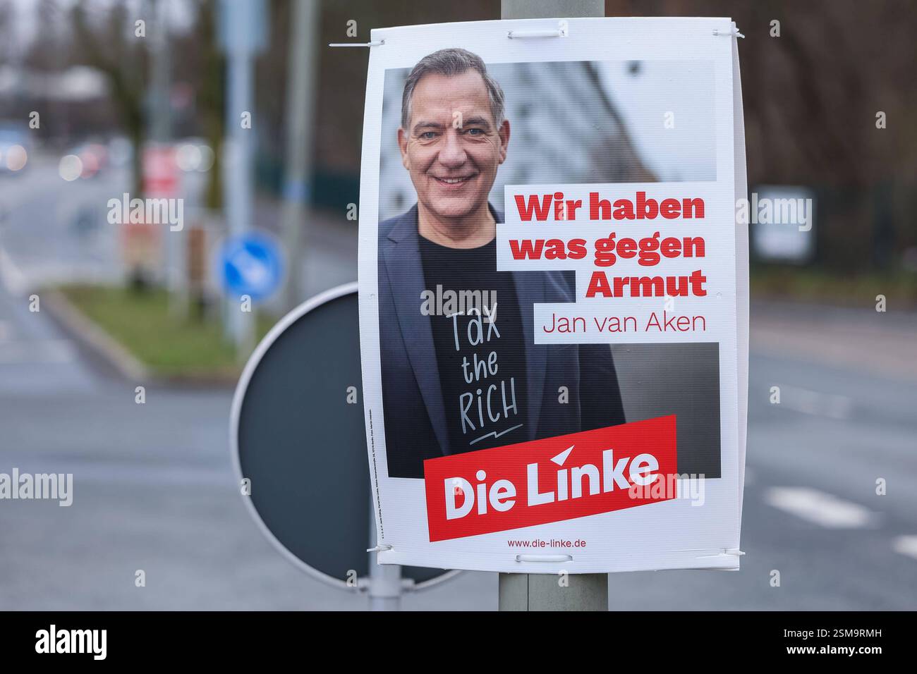 Wahlplakate - Bundestagswahl 2025 AM 11.02.2025 in Herne Ein Wahlplakat der Partei Die Linke Jan ...