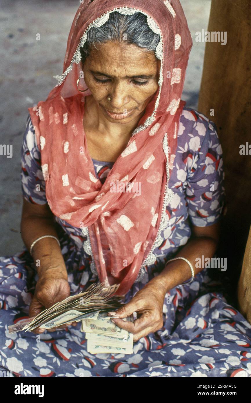 Sewa gujarat Banque de photographies et d’images à haute résolution - Alamy